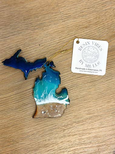 Michigan Beach Ornament: With Fire Glass / With Sand